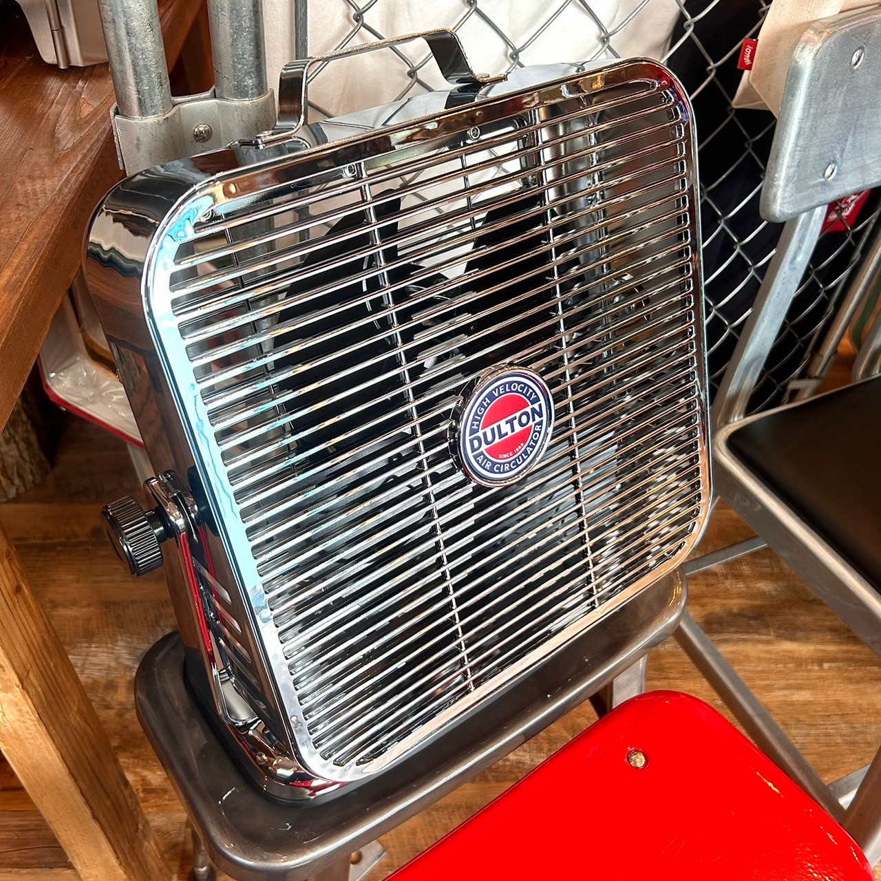 CHUMS・DULTONのTシャツ各デザイン残りわずかです！ - unionplus.